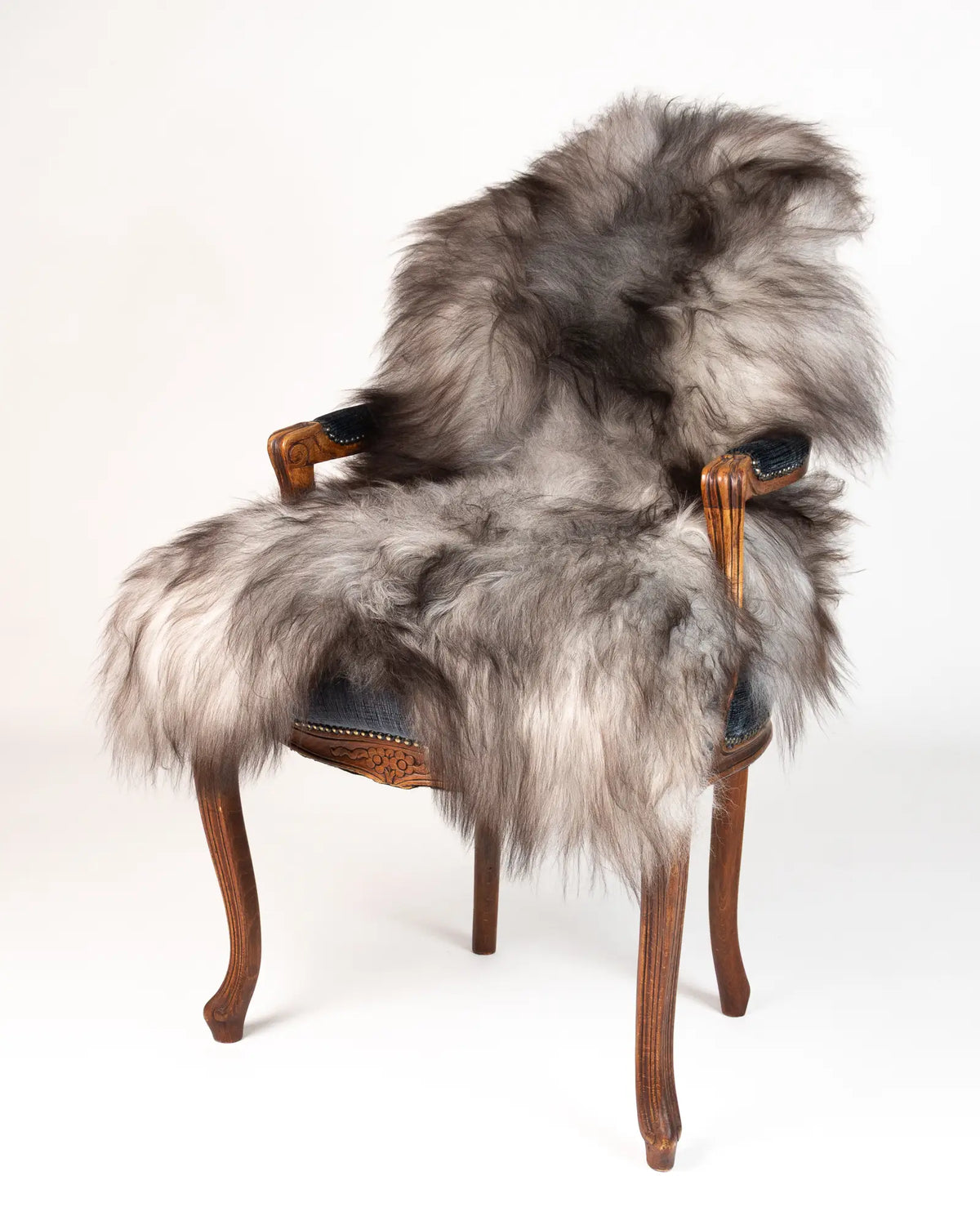 Smokey Silver Grey Icelandic Long Haired Sheepskins 002 — Gorgeous ...